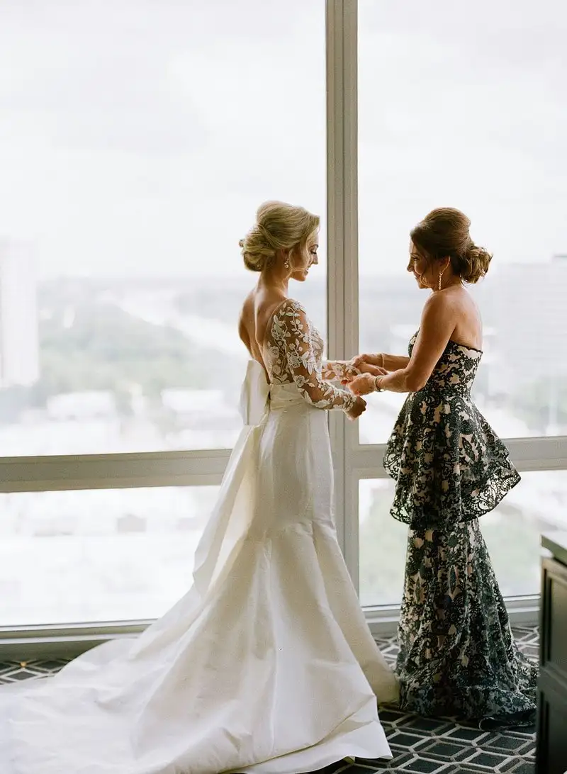 Mother-of-the-Bride Dresses: The Most Fashionable Moms