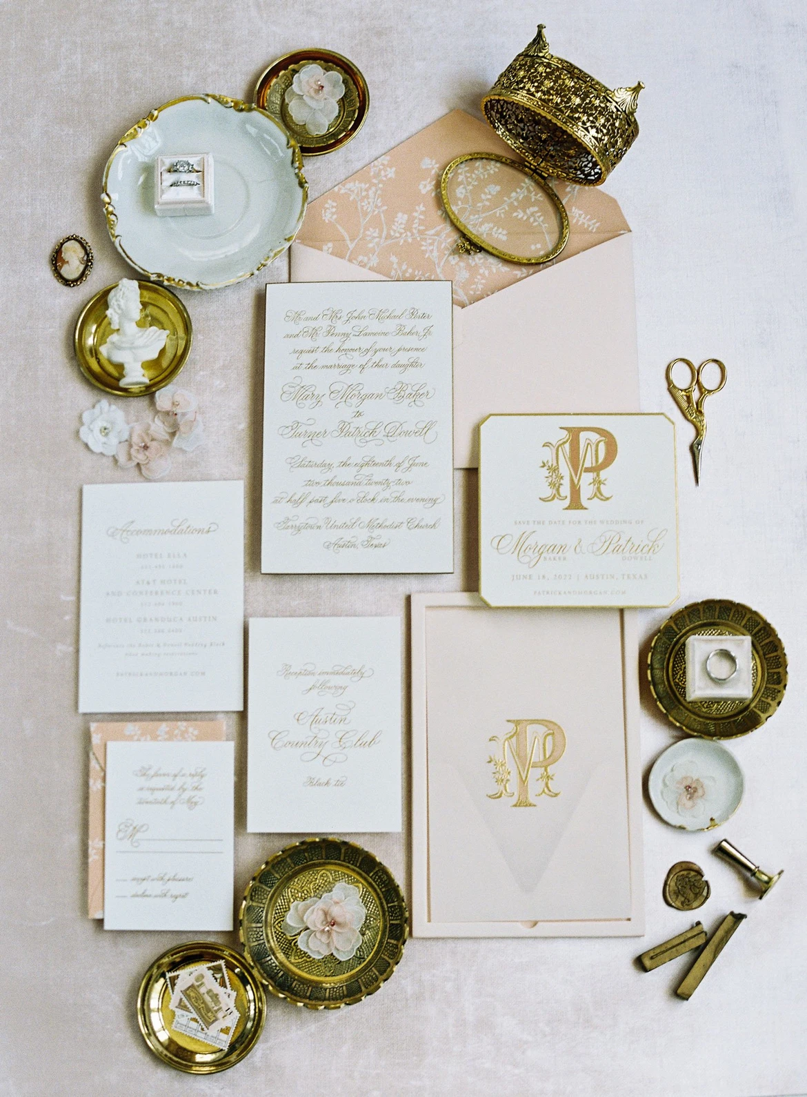 Hometown Wedding with Three Design Schemes in Austin