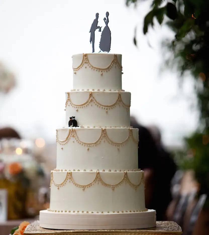 Traditional wedding cake toppers 60 photos - Vianawedding.com
