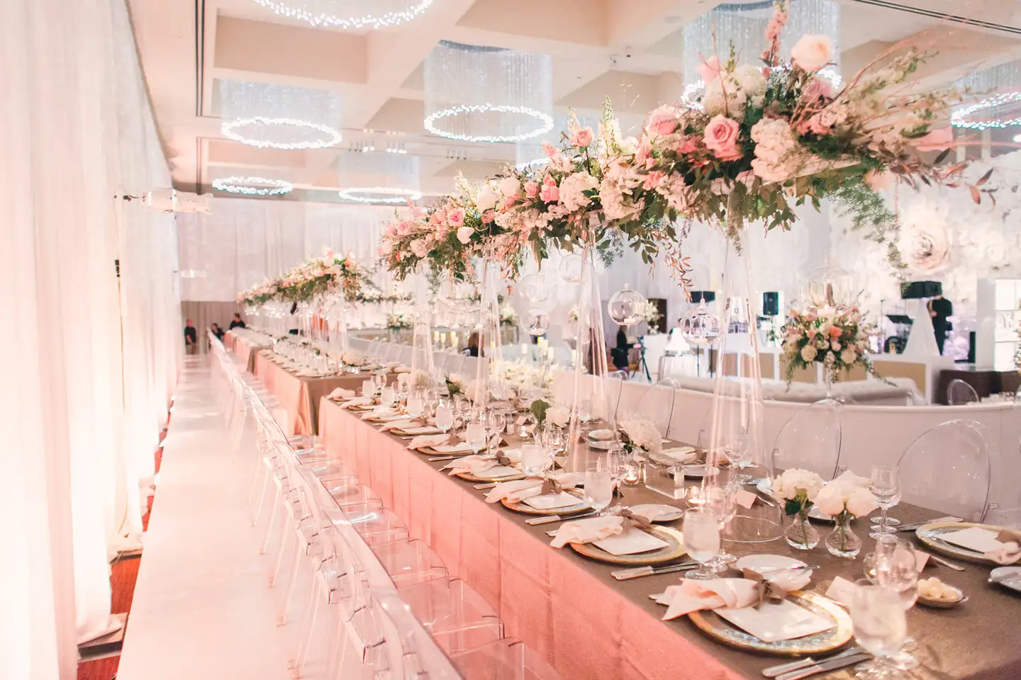 Kings table wedding layout 60 photos - Astyledwedding.com