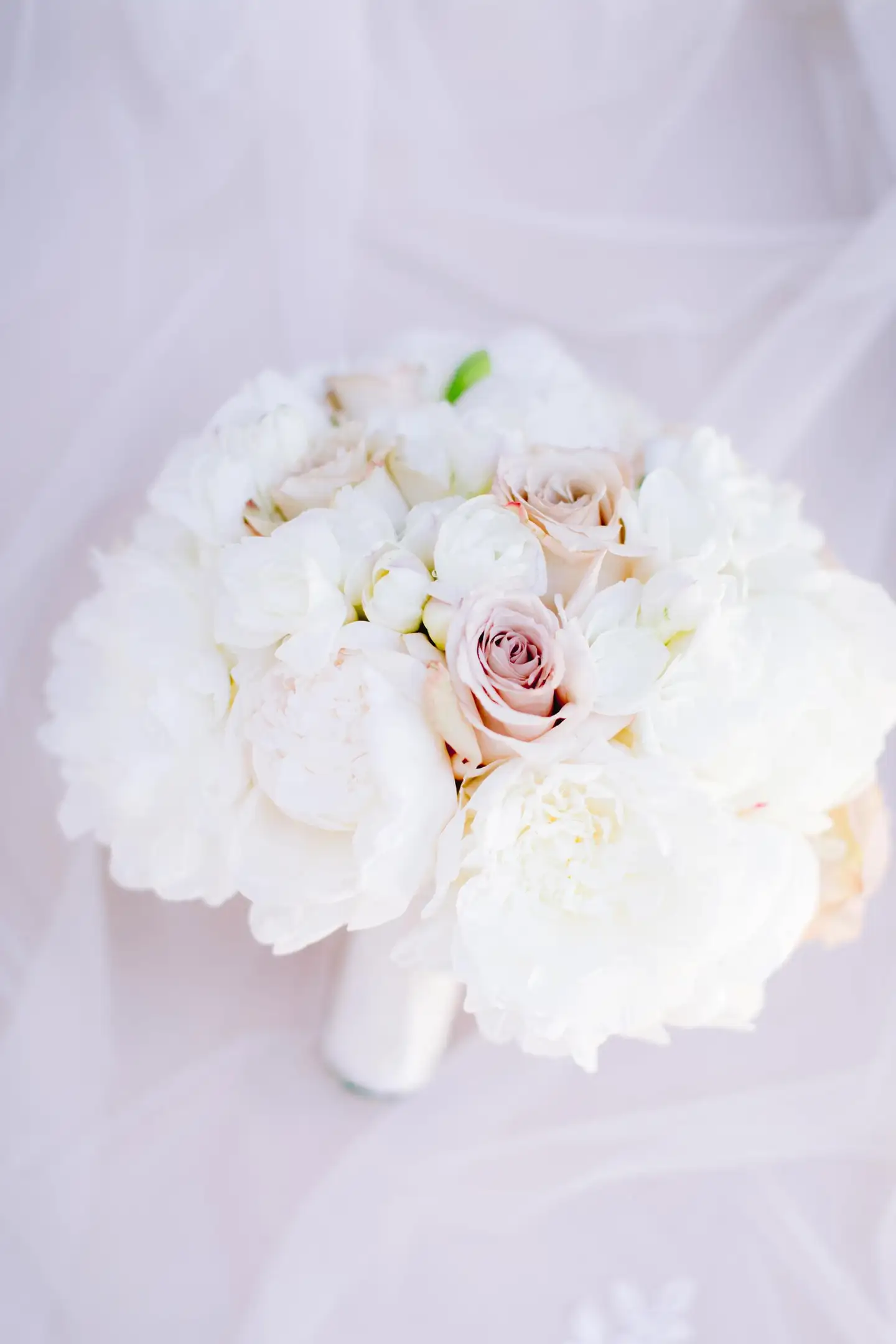 Actor + Model Nick Bateman + Maria Corrigan's Wedding - Inside Weddings