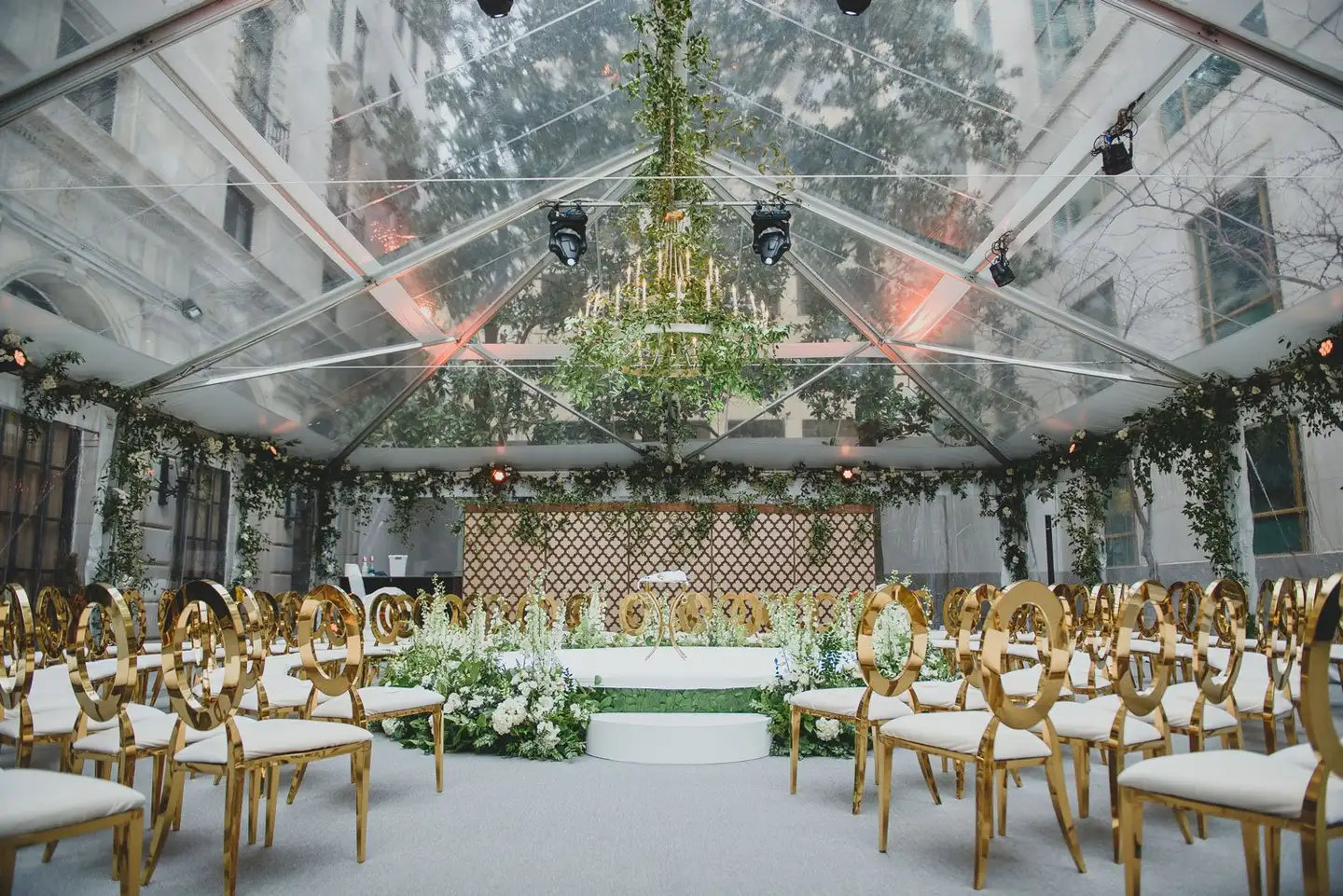 In-the-Round Seating for Ceremony