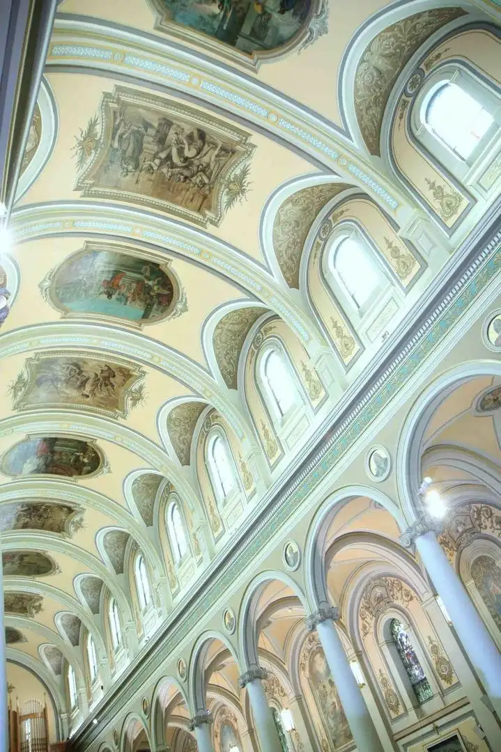 Real Wedding of Enuka Okuma + Joe Gasparik - Inside Weddings