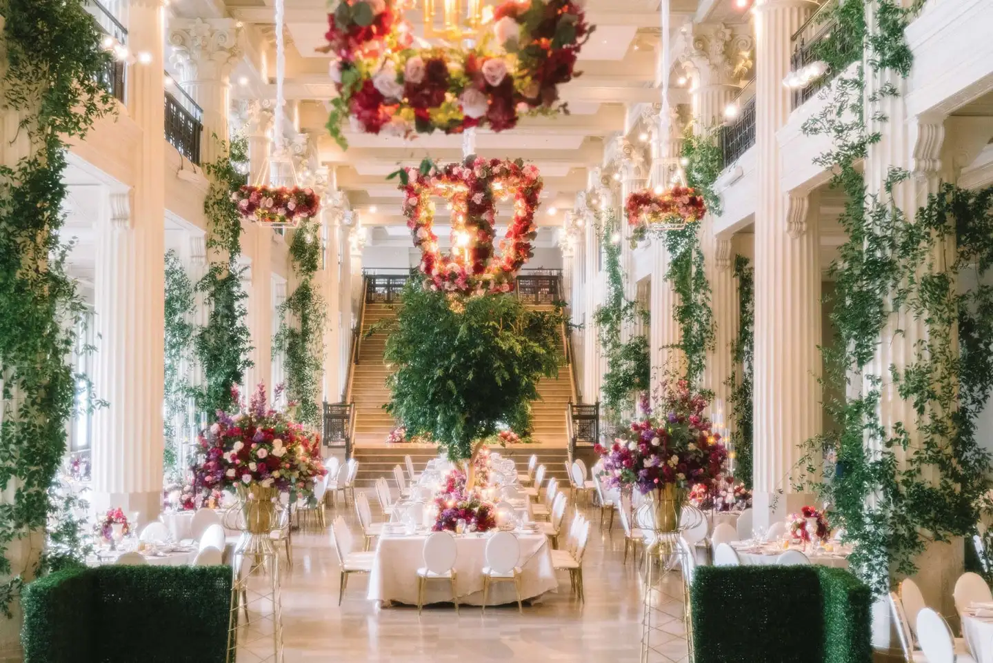 What to Include on a Wedding Itinerary for Your Guests