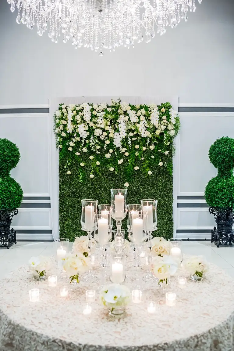 How to Bring Nature Into Your Indoor Wedding
