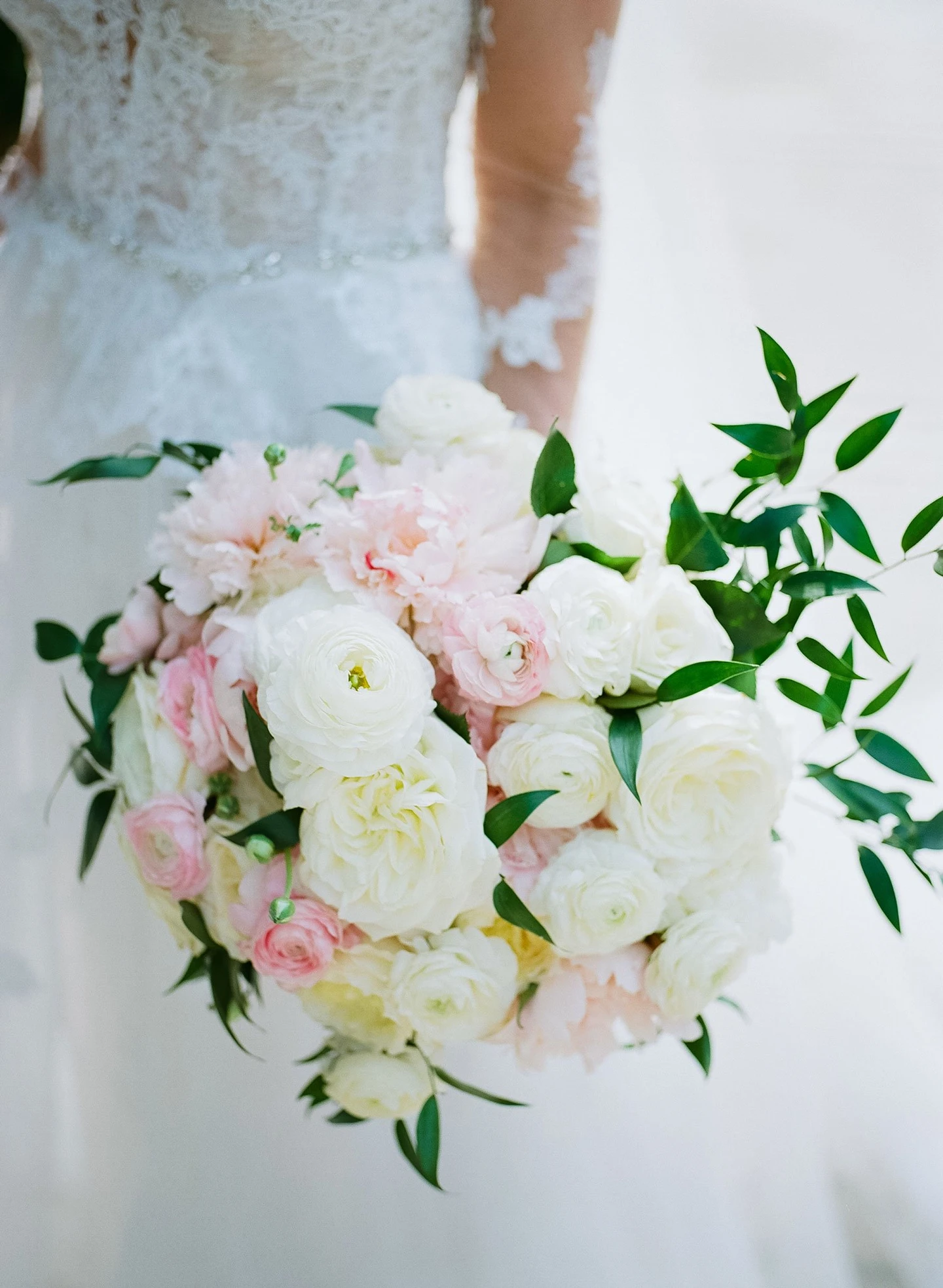 Greek Orthodox Ceremony + Romantic Ballroom Reception in Chicago ...