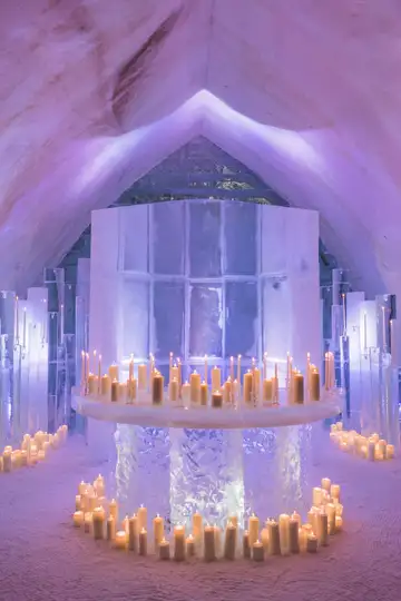 Dreamy Winter Destination Wedding in an Ice Castle in Quebec City ...