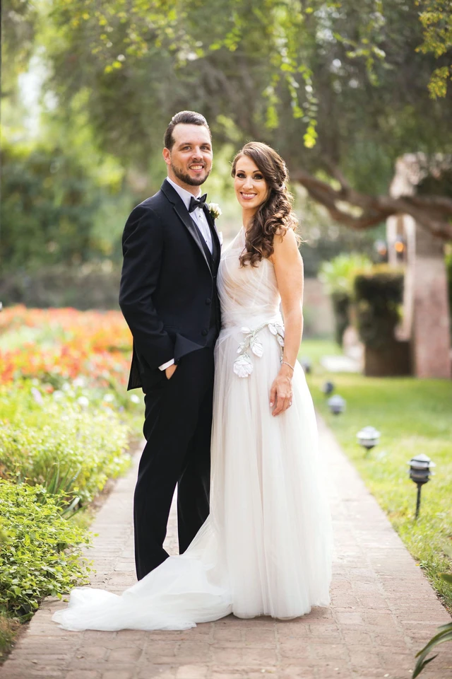 An Outdoor Wedding with a Natural, Neutral Design in California
